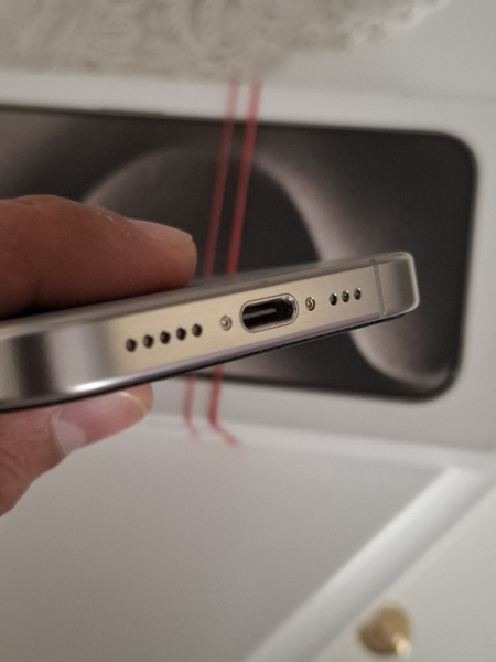 Iphone 15pro Natural Titanium 128
