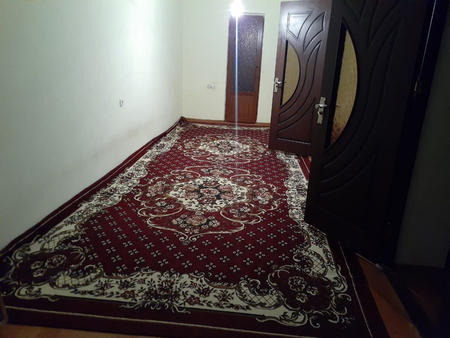 Buxoro Shahrida 2 xonali Kvartira ijaraga beriladi