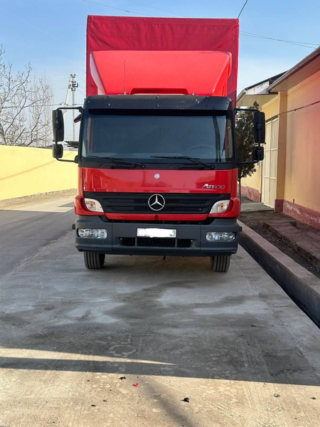 Mercedes Atego cотилади