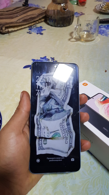Redmi.note.12 kordok ful salgina oynasi singan