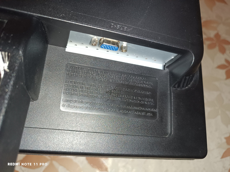 Продаётся монитор LG FLATRON L1742S