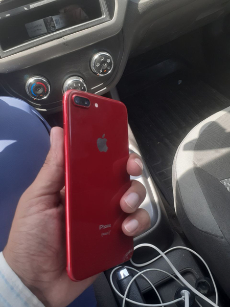 Iphone 8 plus red radnoy hamma joyi