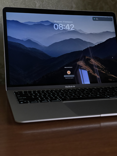 Macbook air m1 8/512