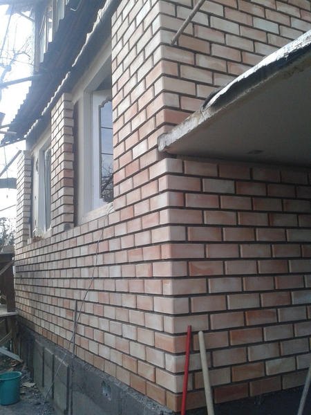 Balkonga g'isht taramiz