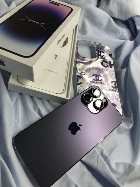 Срочно продаётся Iphone 14 pro max в идеальном состоянии!