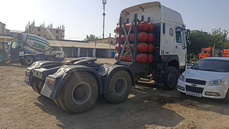 Автомобиль HOWO тягач сотилади