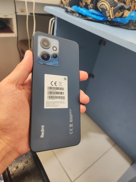 Redmi note 12.  Ozgina ishlatilgan