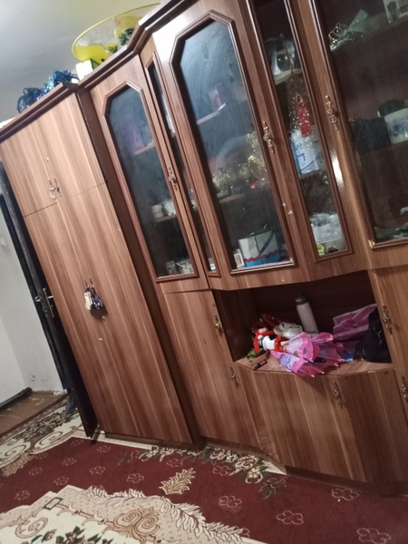 4 xonalik 1-etaj 18 000$