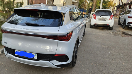 BYD  E2 variyantga beriladi