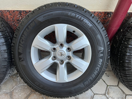 Michelin 265/70R17