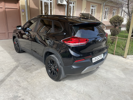 Srochna Trekker redline 2021. 22 yil qora toza ideal
