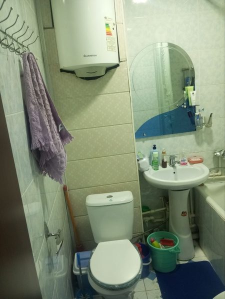 Сдаётся квартира в Вогзале 220$