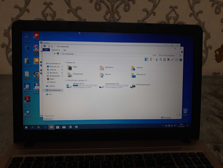Notebook ASUS. Sumkasi bilan