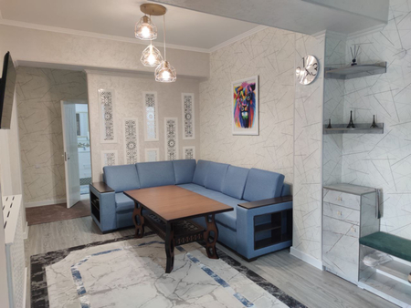 Сдается в аренду 3-комн квартира на крытом. $650