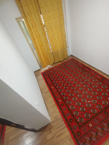 Bez makler Ijaraga 2 ta xona beriladi 150 dan