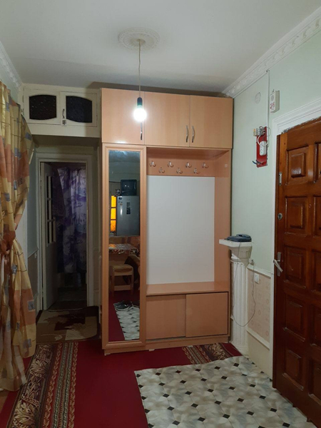2 хоналик квартира 2-каватдан барча жихозлари билан бирга сотилади.Янг