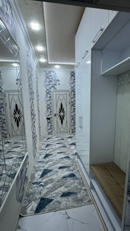 Продаётся шикарная 1-комнатная квартира со всеми вещами, Везде тёплый