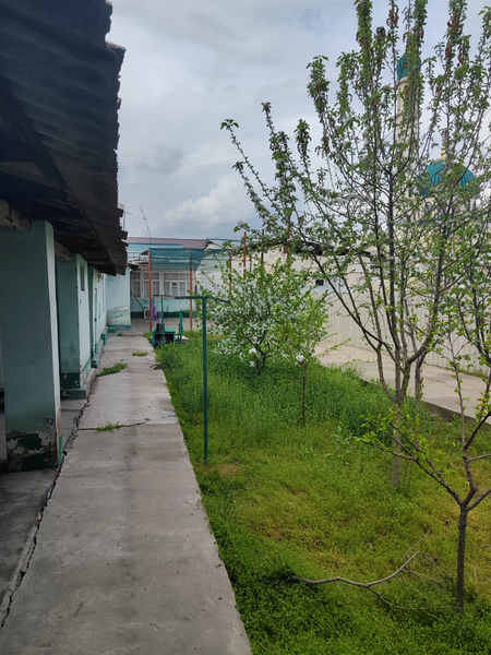 Продается дом на участке 4.3 сотки.