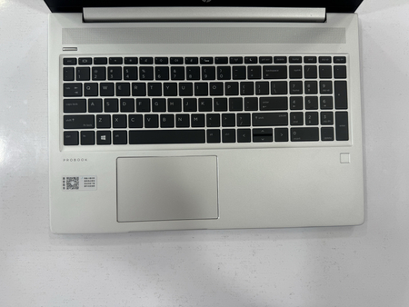 Hp ryzen 5 16 gb operativka 512 ssd metal korpuslik otpechatka bor
