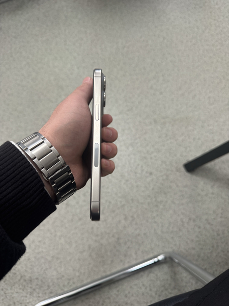 Iphone 15 pro max srochna