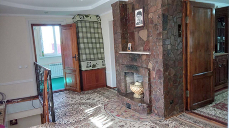 Срочно продается 2-х этажный аккуратный и чистый дом