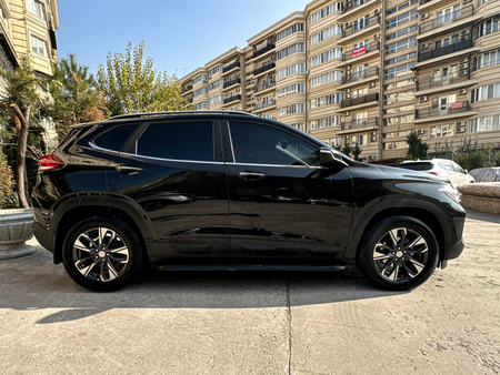 Chevrolet Tracker 2 Premier сотилади идеал ҳолатда!