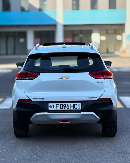 TRACKER 2 Avtomat Premier