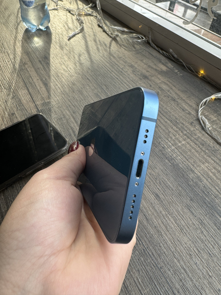 Продаётся iPhone 13, 128 GB, blue