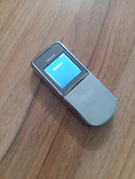 Nokia 8800 siroko xolati zor