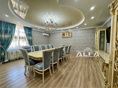 3 xonali 106m² 4-qavat uy sotiladi Ikkilamchi kreditka ham beriladi