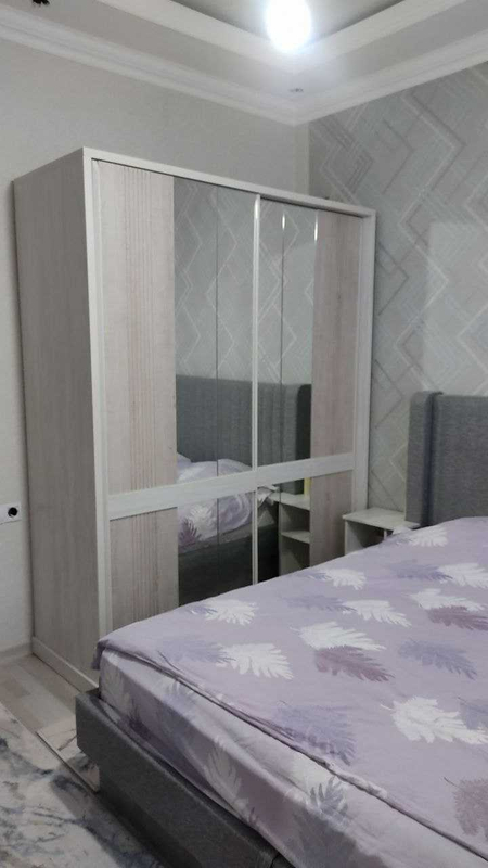 Продается участок , 3 спальни, 1 зал , столовая +кухня