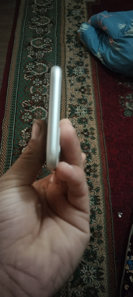 IPhone 11 hamnarsi radnoy