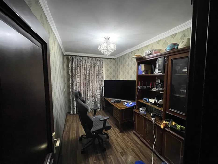 17 Farxadskiy bozoriga yaqin 23 kv