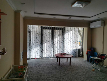 КМ130796
Продается коммерческое помещение в Чиланзарском районе.
