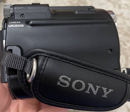 Sony 40x Optical Zoom HandyCamera