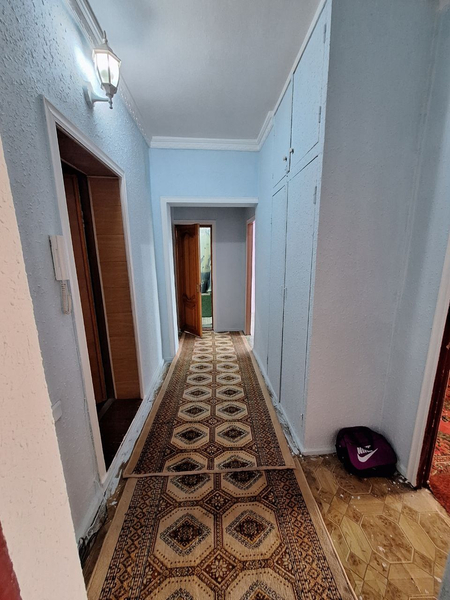 Продам квартиру ,Мирабадский район ,ул.Амир Темура ,Ор-р Севымли ТВ