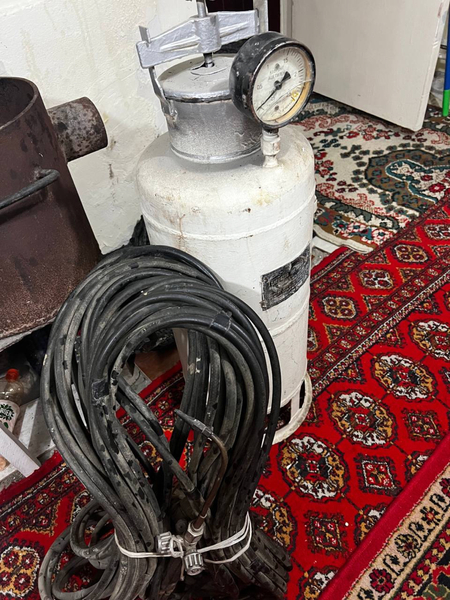 Avtogen sotiladi nabor