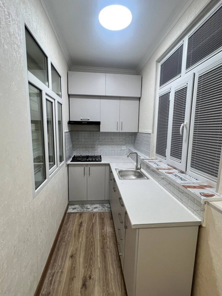 Срочно продаётся 2-х комн квартира в Куйлюк массив-2, 2/3/4