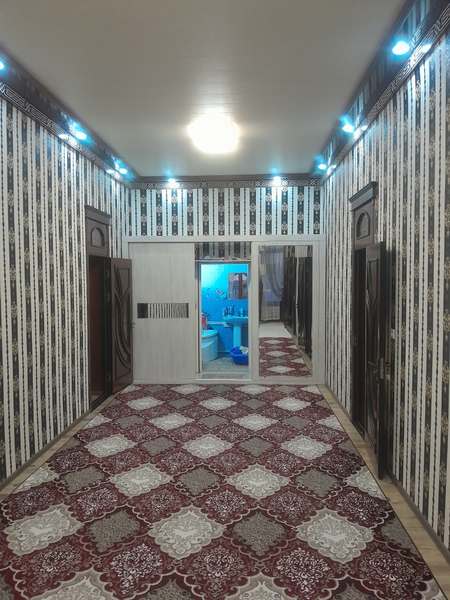 Таёр уй сотилади