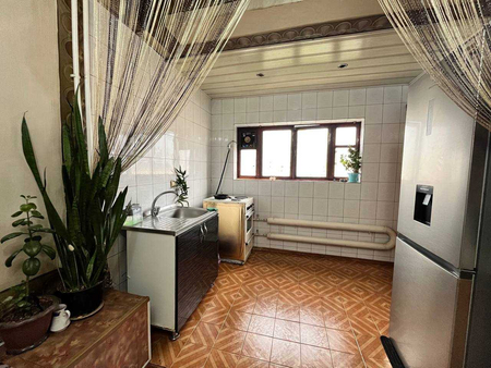 Продам! 3х ком Самарканд Дарваза! Чорсу! 82 м2