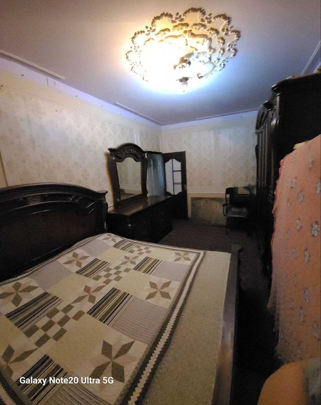 Продаётся квартира 4 комнатный