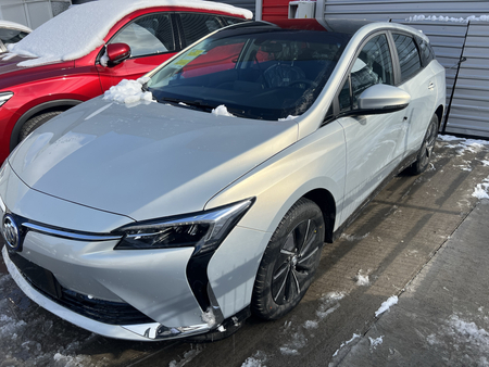 Buick velite 6 sotiladi