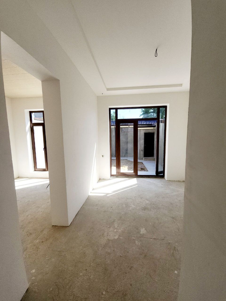 Срочно!Назарбек,Харакат махаллада янги курилган уйлар сотилади.63500$