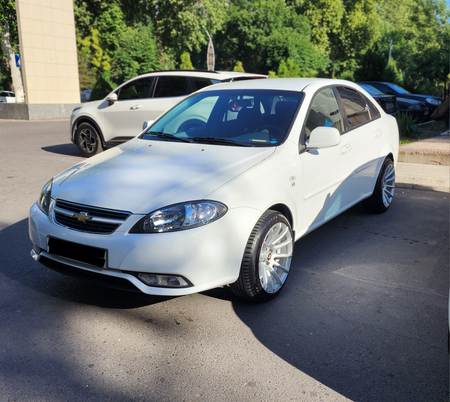 Продам джентра gentra lacetti