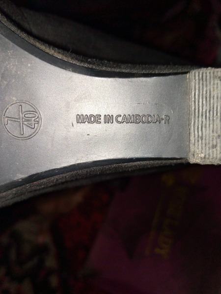 Срочно продаются туфли