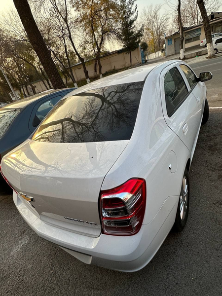 Chevrolet Cobalt bulib tulashka beriladi