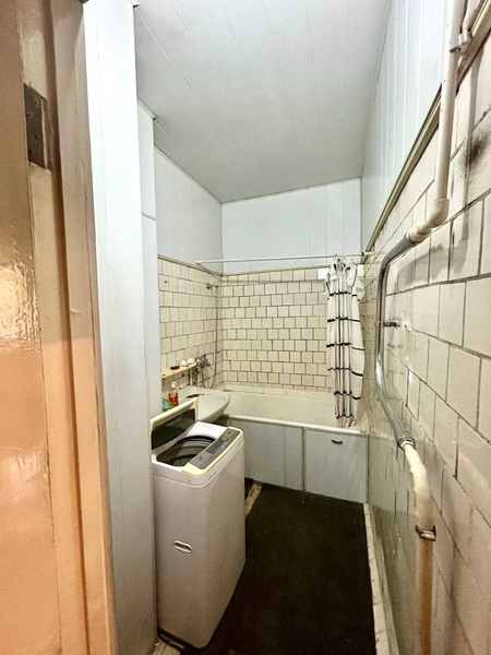 3/2/9 Улица Афросиаб. 70м2. Балкон 1/7. Зал 20м2. Около метро Ойбек