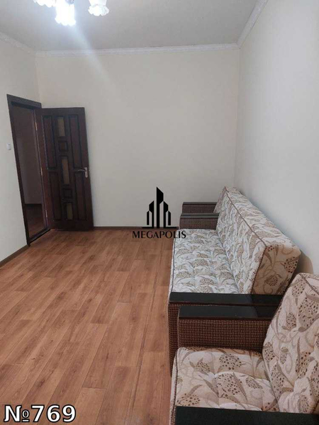 6- mikrarayondan 2 xonali uy sotiladi  №769