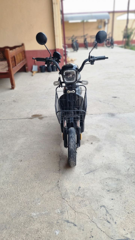 Skuter sotiladi holati yaxshi