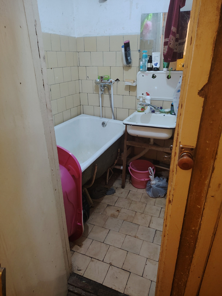 Срочно продам квартиру 1 ком бывшего общежития1/9/9
